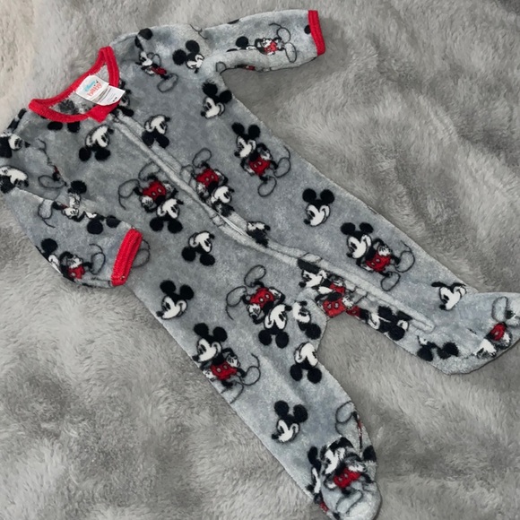 Disney | Pajamas | Disney Sleeper Pj Sz 3m Mickey Mouse Fuzzy Warm ...